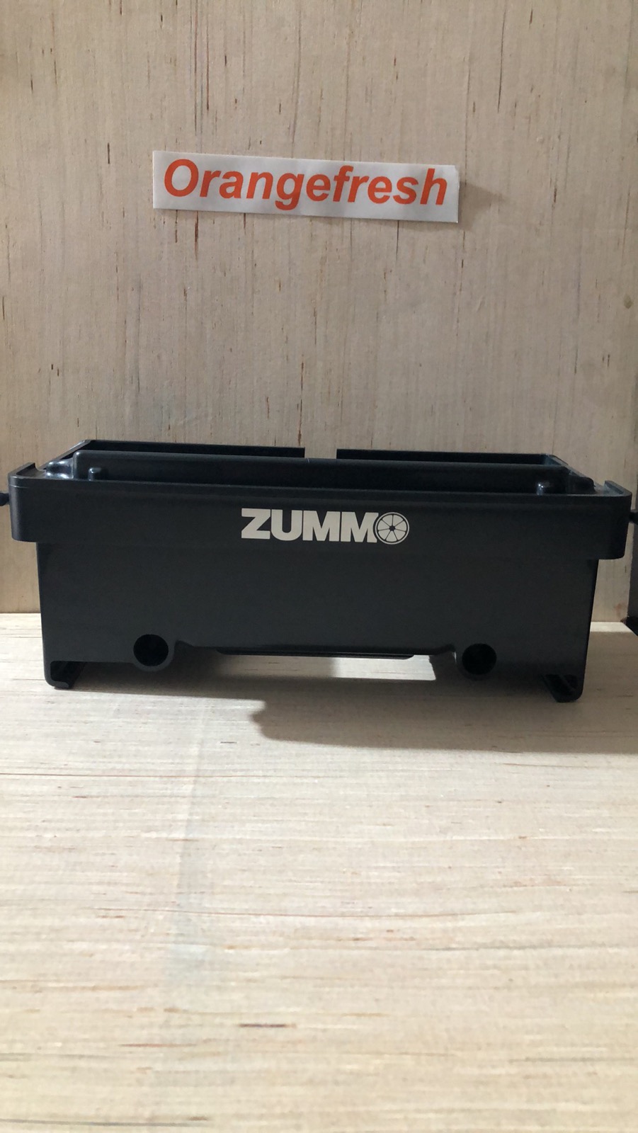 Z40 GR SQUEEZING TRAY - orangefresh
